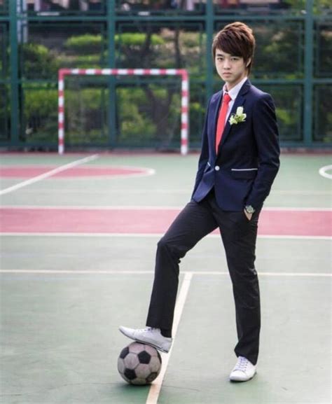 國泰航空稱與兩名機師中止僱傭合約 香港文匯網