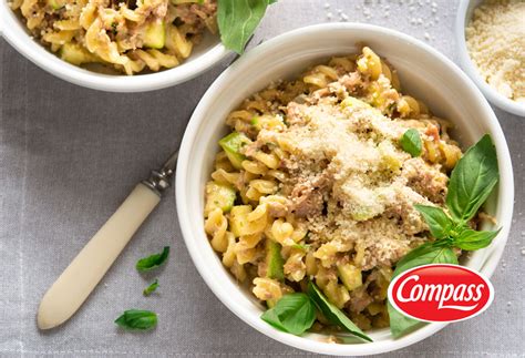 Pasta With Chicken And Pesto Compass