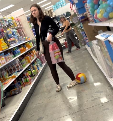 College Chicks At 🎯 Spandex Leggings And Yoga Pants Forum