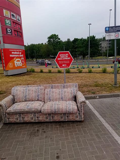 20 Lieliski Piemēri No Sērijas Iespējams Tikai Latvijā Apskati Foto Spoki