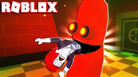 My Girlfriend Odd Foxx Gets Eaten By A Giant Roblox Glizzy Youtube