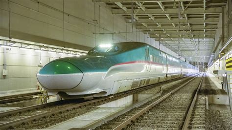 東北新幹線 E5系 はやぶさ 新青森～東京【初回生産限定 特製スリーブケース付き】【4k撮影作品】【ブルーレイ】｜ビコムダイレクト