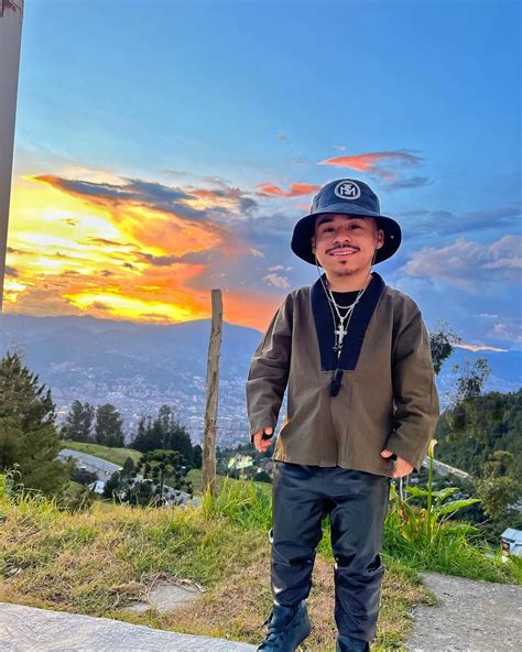 ¿quién Es Aranza Salazar Novia De Abelito Fotos