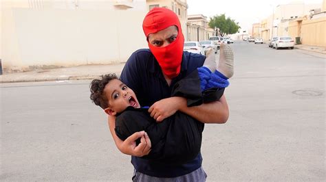 الرجل المجهول دخل بيتنا Youtube