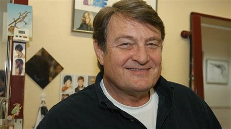 KvÍz Trezor Kávu Si Osladím Mží Ti Do Vlasů Poznáte Hity Ladislava