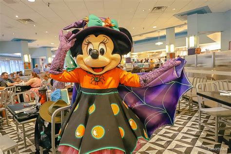Minnies Halloween Dine Review Resorts Gal