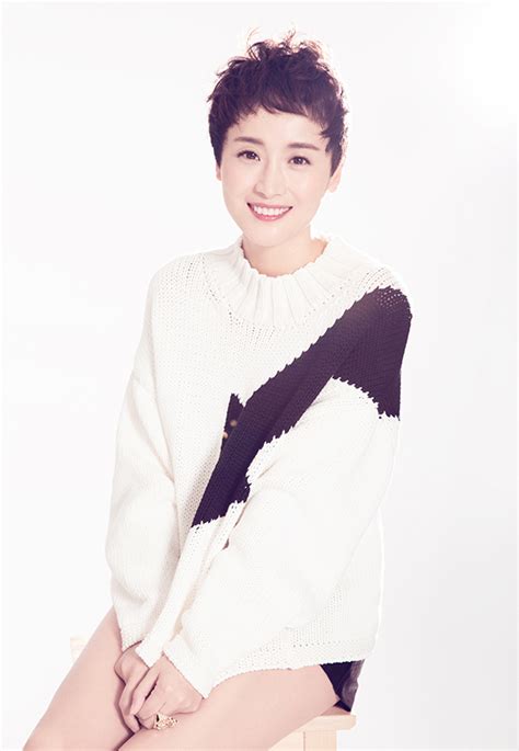 Chinese In Beauty 傅淼全新气质写真 诠释两种不同风格