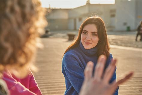 7 Reasons Its Good To Be Wary Of People Who Are Overly Nice All The Time