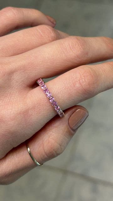 Anillo Eternity De Zafiros Rosas Corte Princesa María Santana