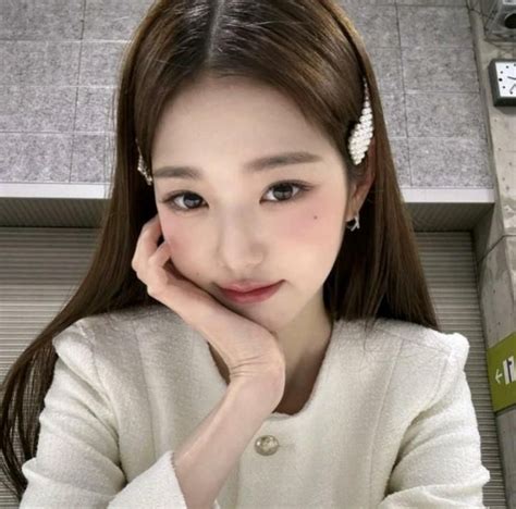 Pp Cewe Cantik Bernama Keisya 우아한 메이크업 분홍색 패션 예쁜 메이크업