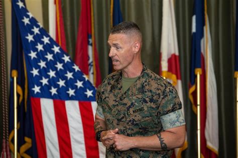 Dvids Images Combat Instructor Battalion Relief And Appointment [image 6 Of 6]