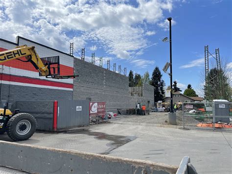 Cmu Block Masonry Wall Addition To The Salem Oregon Autozone Store