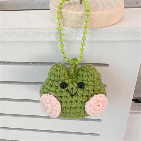 Chart Móc Khóa ếch Cute