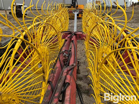 Hesston V12 Rake Agriculture Bigiron