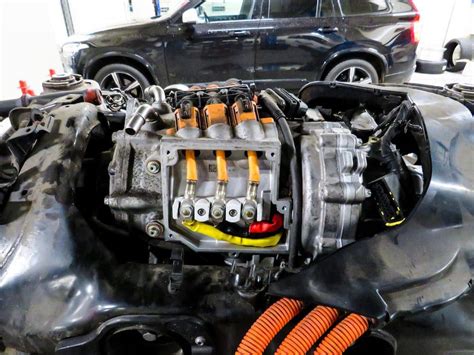Achteras En Erad Koppeling Reparatie Volvo Xc90 T8 Twin Engine