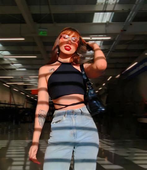 Violet Chachki Violetchachki Cam Free Live Nude Sex Show And Chat