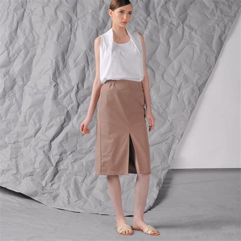 Smart Casual Dress Code Tips And Ideas For Women Mosaic Ph