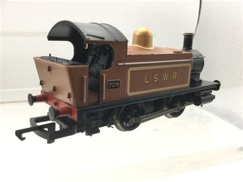 Hornby R1035 Oo Gauge Lswr Holden 101 Class 709