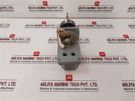 Square D 9037 Float Switch Aeliya Marine