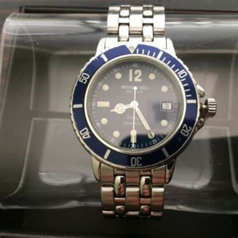 Raymond Weil Geneve Tango 5563 Vintage Mens Watch Quartz Swiss Made Watchcharts