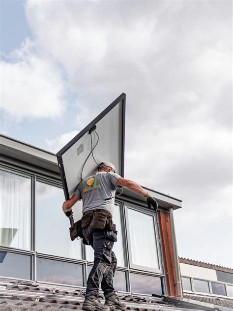5 Roof Truss Modifications That Maximize Solar Panel Performance