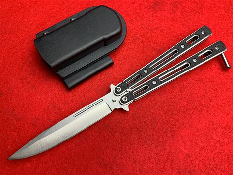 How To Use A Balisong Knife Effectively