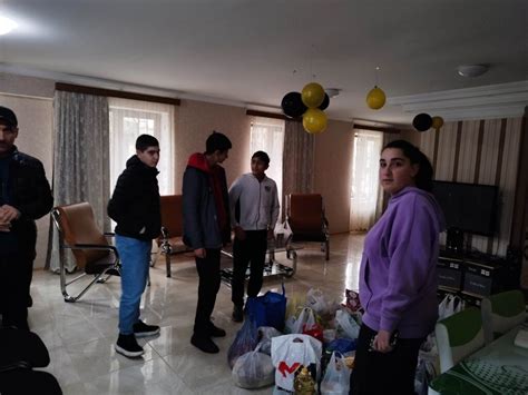 ტრადიციული საშობაო საქველმოქმედო პროექტი ანაბასისში სკოლა ანაბასისი