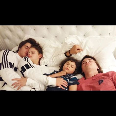 Pin By Iulia Retegan On Jacob Kissing Booth Joey King Jacobs