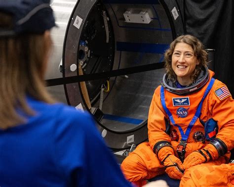Christina Koch La Prima Astronauta Che Conquisterà La Luna