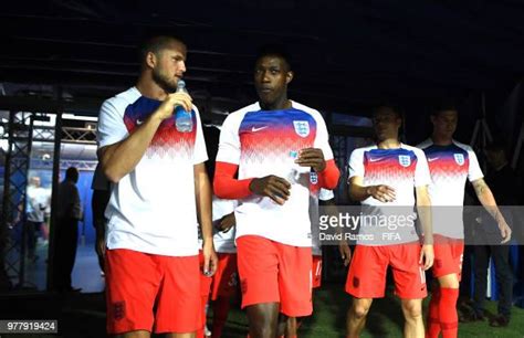 Dier Ramos Photos And Premium High Res Pictures Getty Images