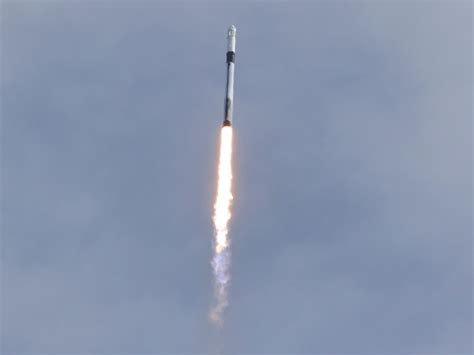 Fusée Spacex En Vol