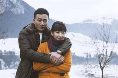 胡军妻子是他小师妹， 十六瓶啤酒成就一段情