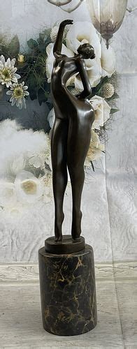 Juno Modern Nude Woman Bronze For Sale At Auction From 16th January To 21st February Bidsquare