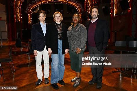 Noah Baumbach Greta Gerwig Bam President Gina Duncan And Tony News