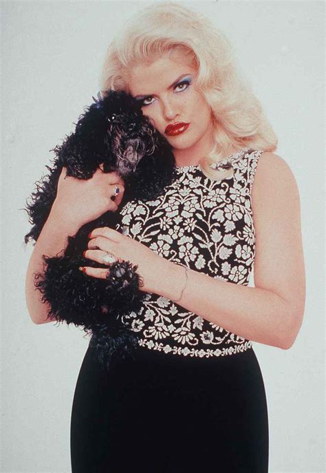 Anna Nicole Smiths Life In Pictures