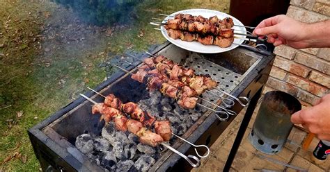 Нужно ли поливать шашлык во время жарки - Со Вкусом