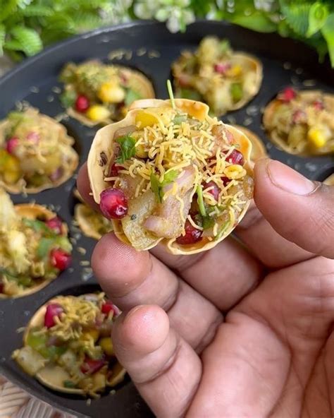 Papad Katori Chaat Vs Papad Bhel Papdi Chaat Cups Bhel Cups Indian Snack