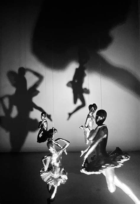 Shadow Dancers ⋆ Max Estrella