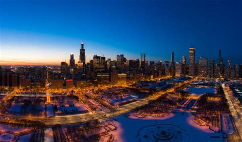 Winter Chicago Skyline At Night 3 Hot Winter Adventures In Chicago