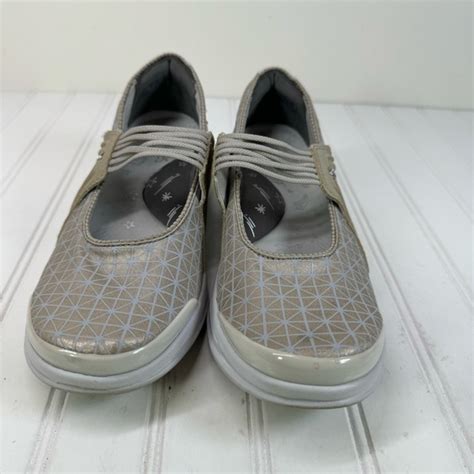 Bzees Shoes Bees Candy Silver Mary Jane Sneakers Poshmark