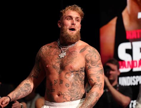 Jake Paul Boxing Record Comparing His Look Now To Debut Fight With Side By Side Images Yahoo