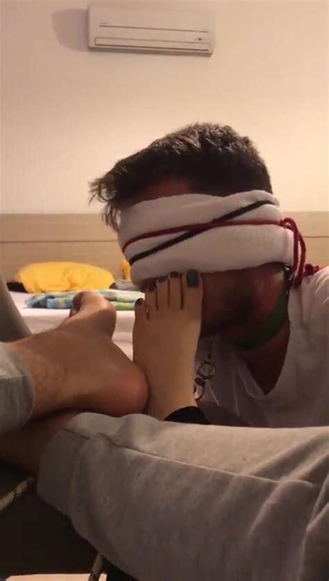 Cuckold Feet