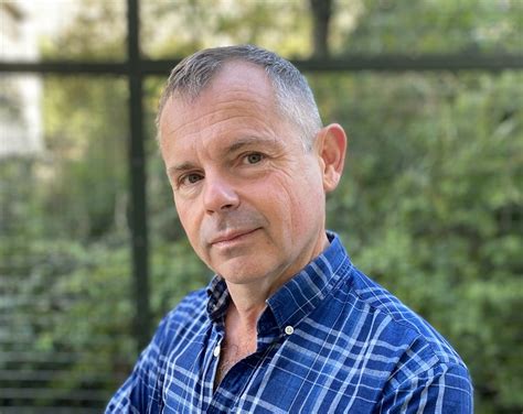 Pascal Besson • Animateur événement • Narrateur • Comédien • Doublure • Voix Off • Coach