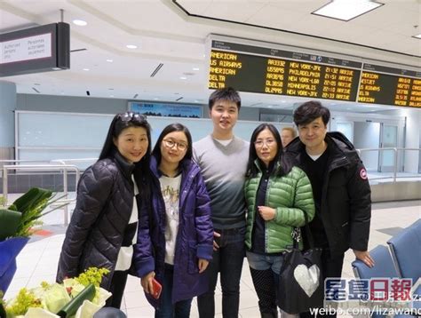 体育世界re U丨64岁潘宗明移居加国多年激罕曝光 约锺志光聚旧逆龄生长胜当年 星岛日报