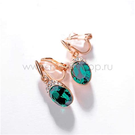 Сережка клипса на ухо модный аксессуар как называется и как носить