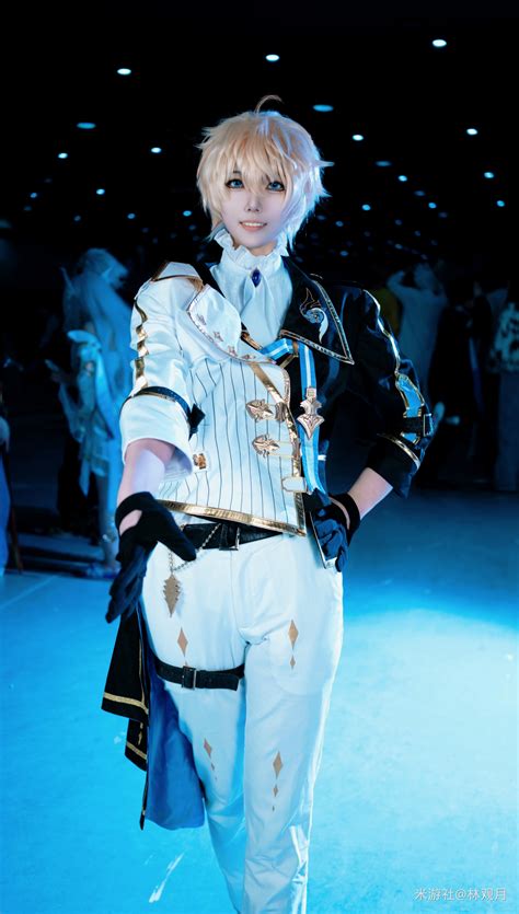 罗伊roi 场照 社区大别野 米游社