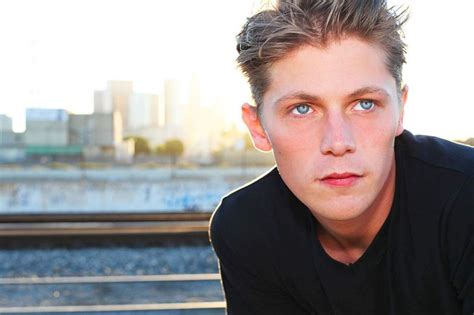 Drew James Famousfix