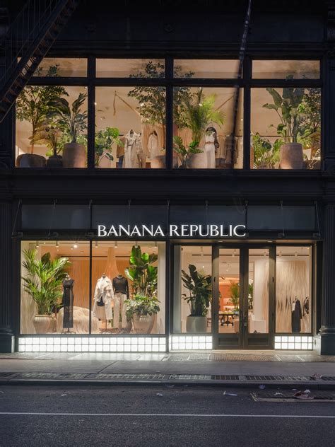 Banana Republic Unveils Its Flagship Store In Soho New York City The