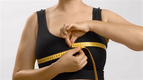 Find Your Perfect Fit With This Simple Bra Sizing Guide