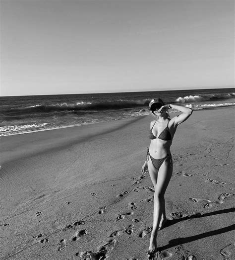 Mackenzie Porter Rbikinidreams